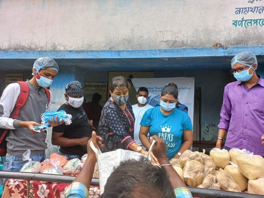 Food distribution in Sundarban Area. – EN | United Nation World Peace ...