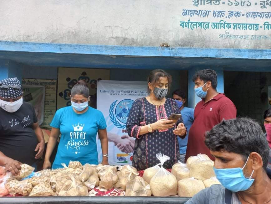 Food distribution in Sundarban Area. – EN | United Nation World Peace ...